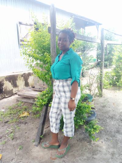 Rencontre Femme, Stephanie, 27 ans, Madagascar, 158cm et 50kg